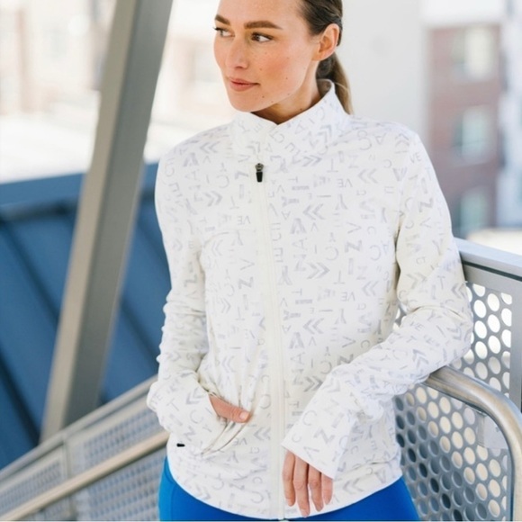 ZYIA | Tops | Zyia Active White Form Full Zipper Jacket Medium Gray And ...